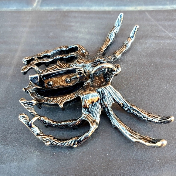 Handmade | Jewelry | New Carved Abalone Shell Spider Pin Brooch | Poshmark